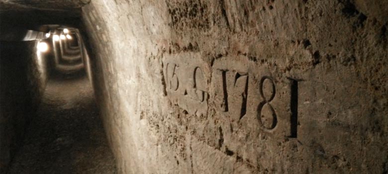 Paris, France: The Catacombs - Karmaweather